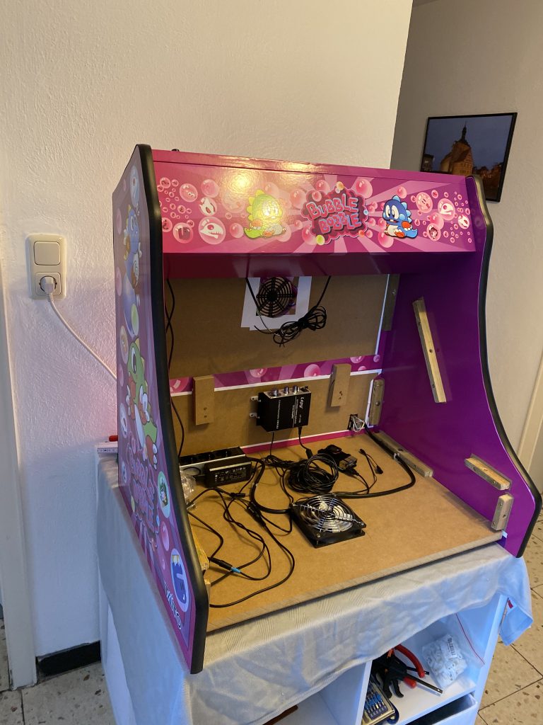 a self-built Bubble Bobble bartop arcade machine – schrankmonster blog